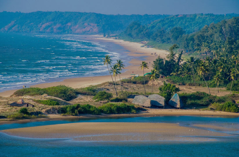 Goa: Where Sun, Sand, and History Collide: WGS-B0001